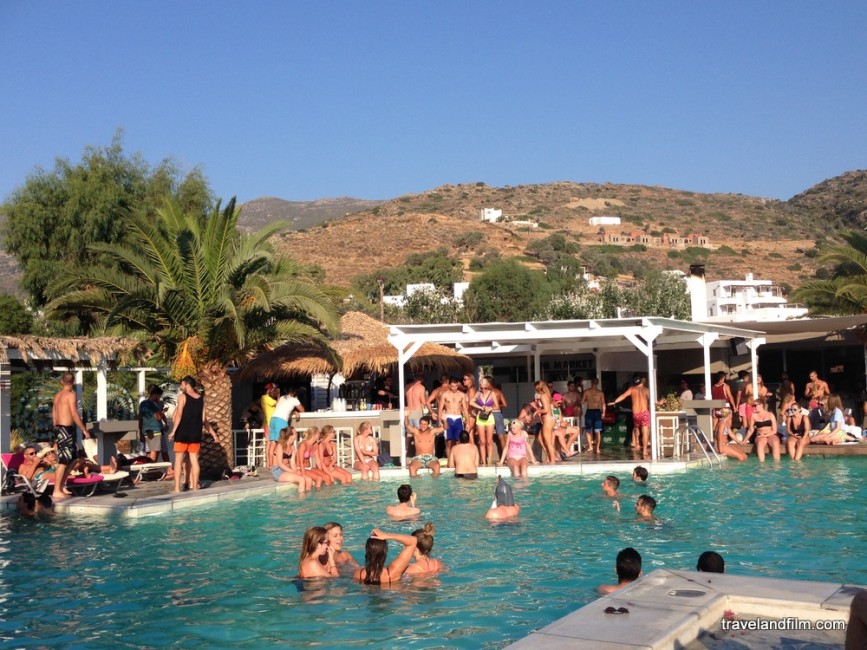 Où et comment faire la fête sur l'île des Cyclades Ios en Grèce